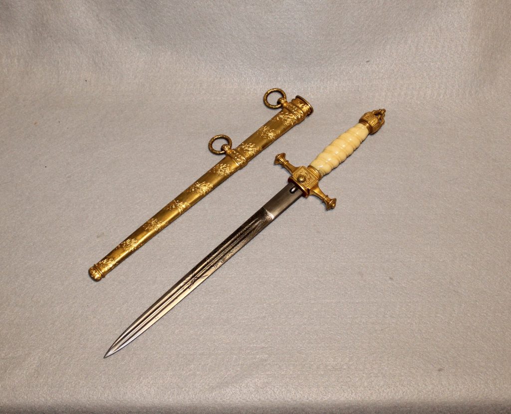 Imperial Naval Engraved Damascus Dagger – Military Collectibles, Inc.