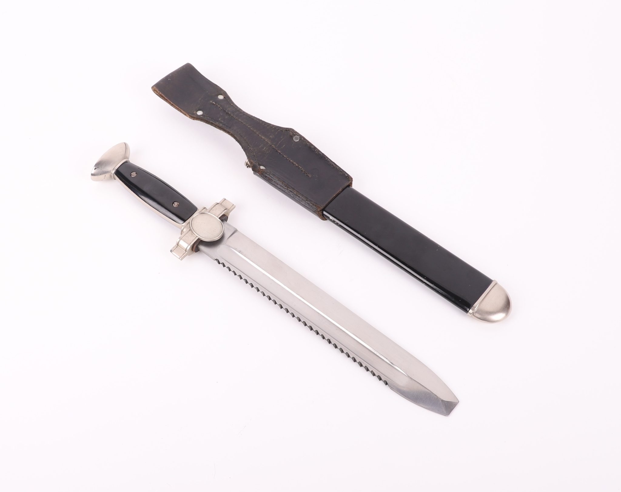 Red Cross Dagger with Frog – Military Collectibles, Inc.